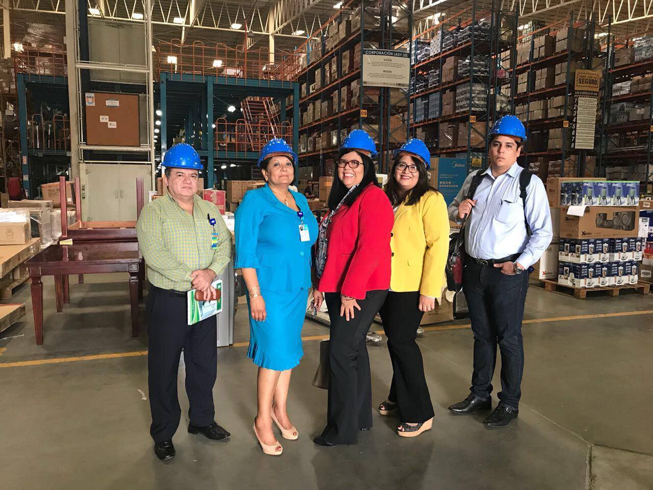 Amena visita de ejecutivos de DELOITTE - Corporación Lady Lee